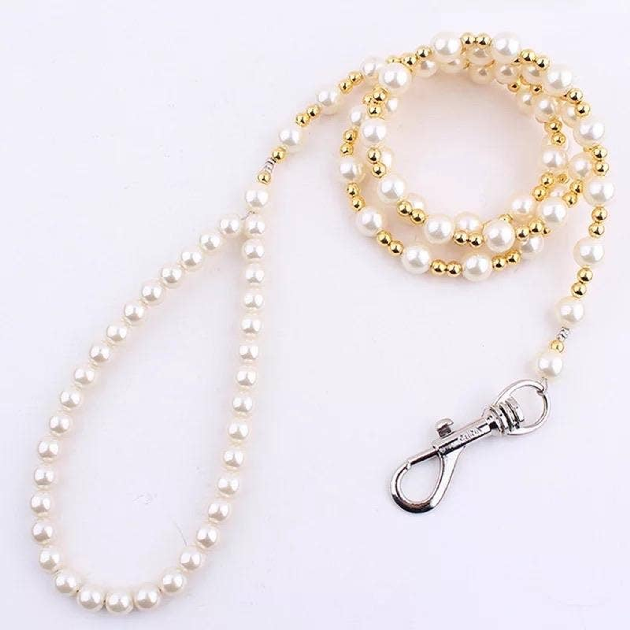 Princess in Pearls Leash – Great Smile Company